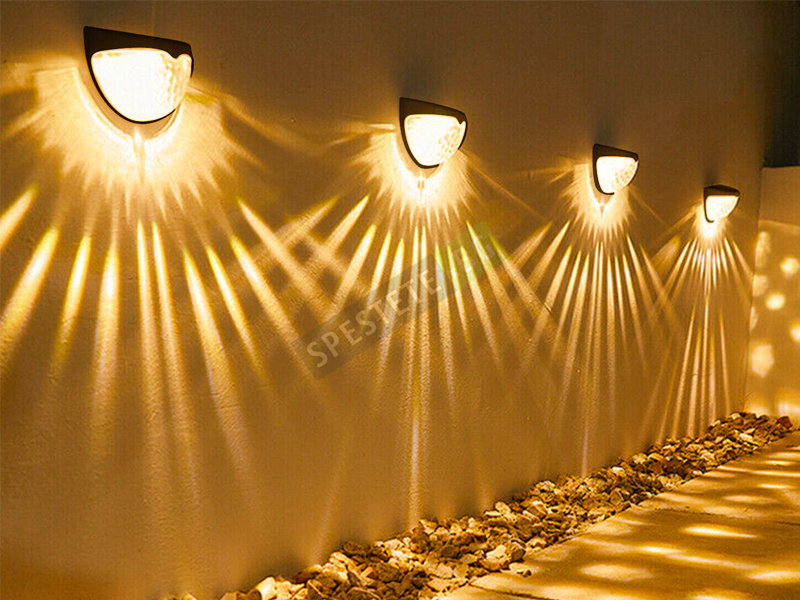 2бр Декоративна соларна лампа за стена от Spestete Bg